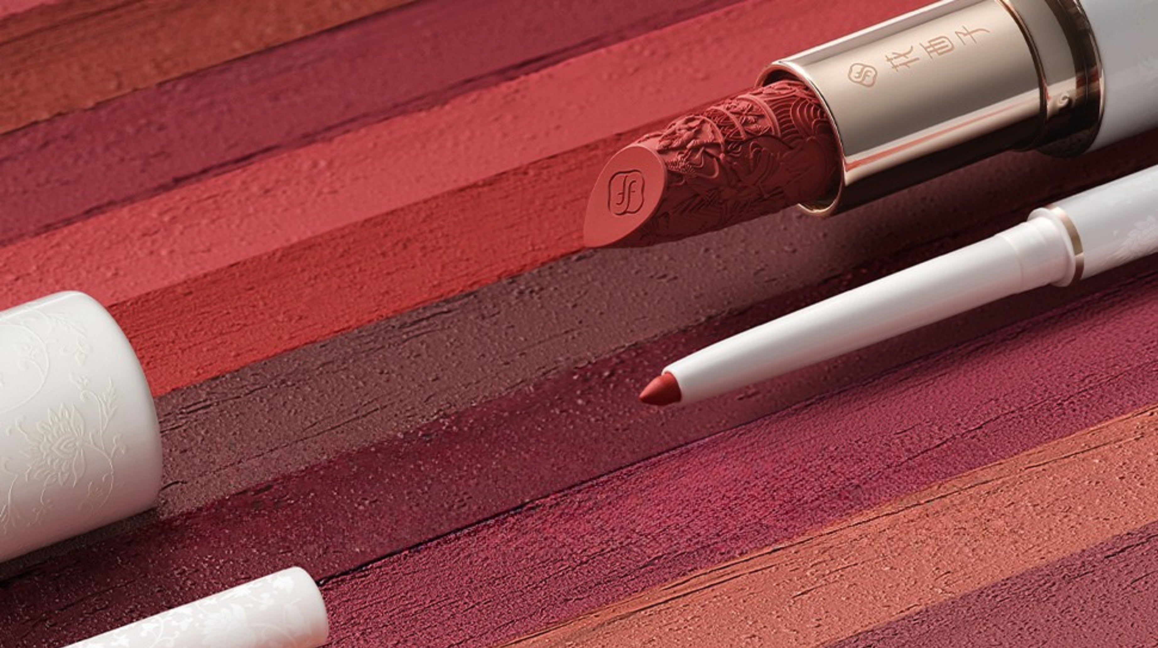 Lips – 302 Signature